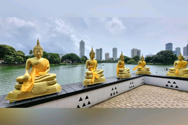 Seema Malakaya, Serene Temple on floating platforms | Trip.com Colombo