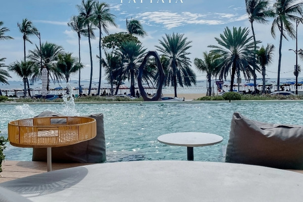 Lay Beach Club Pattaya บีชคลับเปิดใหม่พัทยา | Trip.com พัทยา