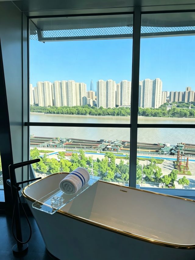 甬江岸的港埠舊夢｜寧波文創港英迪格｜Trip.com 寧波