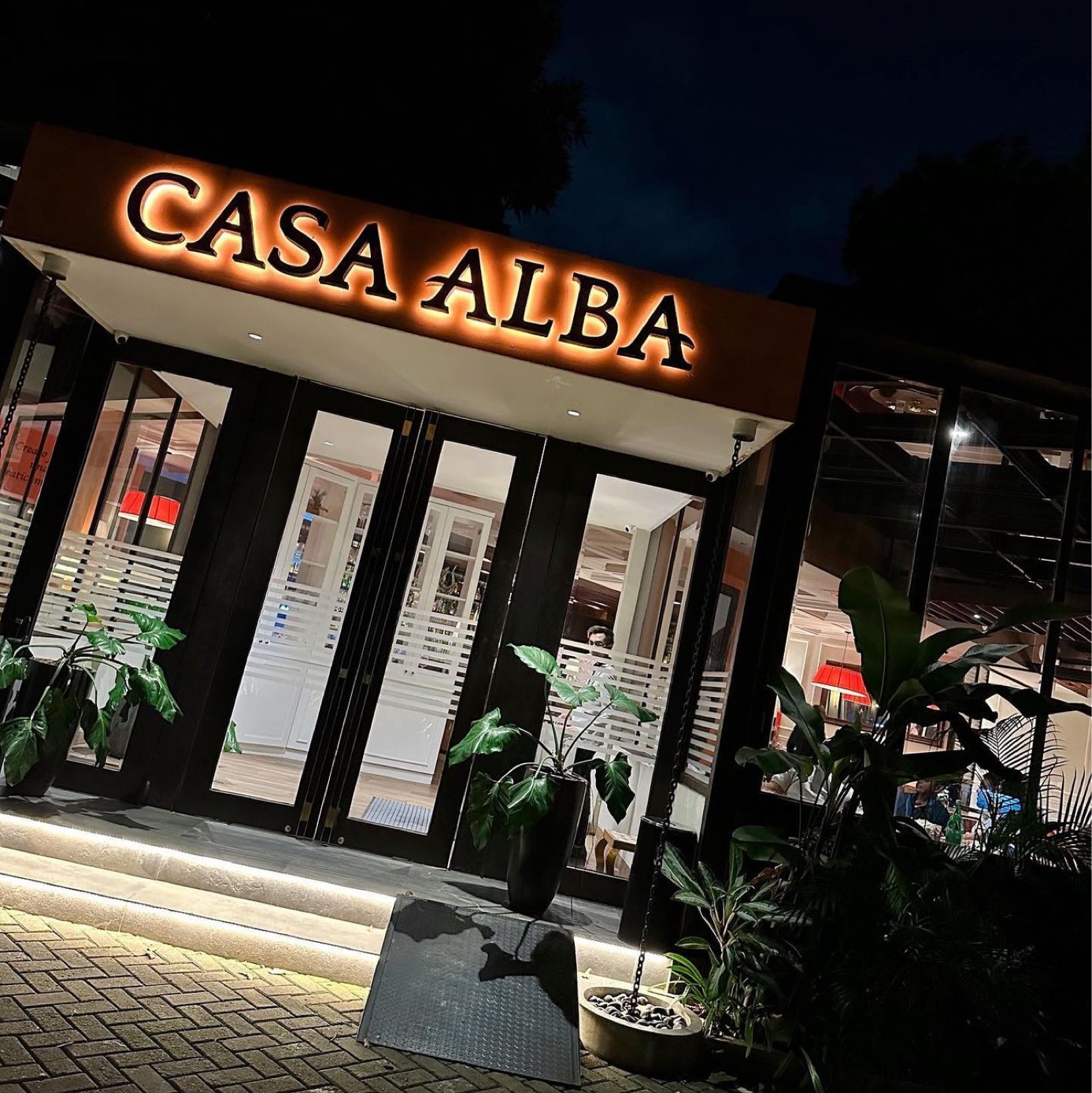 Alba Restaurant Logo