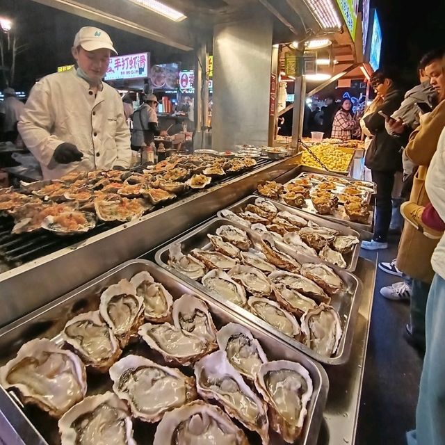 Exploring Binwang Night Market in Yiwu China | Trip.com Yiwu