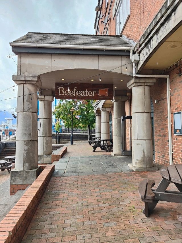 Lakeside Warmth & Grilled Comfort: First Impressions of Quay House ...