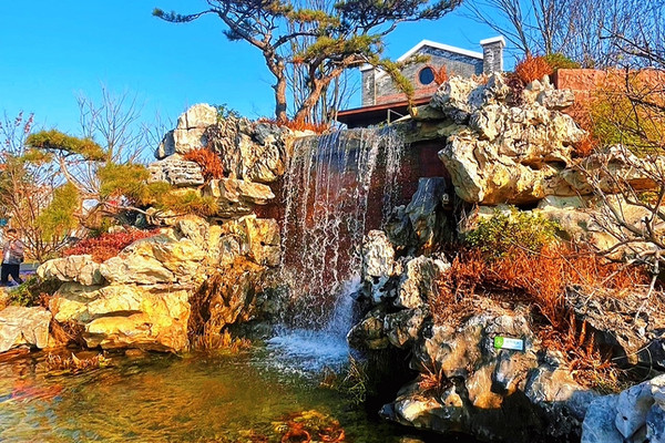Standing Scenery: Hefei Garden Expo Park Chongqing Garden | Trip.com Hefei