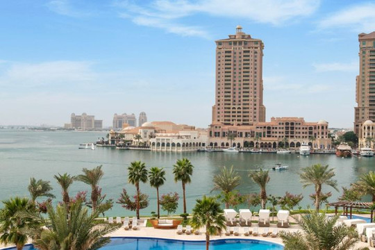 🌟 Doha's Deluxe Escape: St. Regis Marsa Arabia 🏝️ | Trip.com Doha