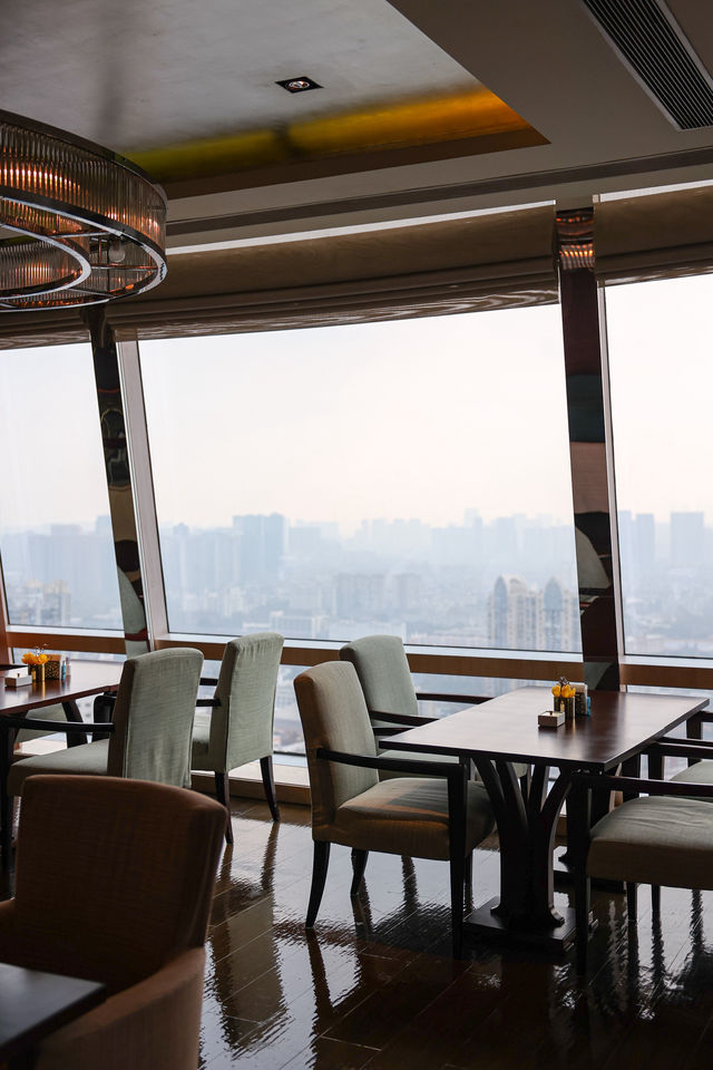 At this hotel by the Jinjiang River in Chengdu, I experienced a "home ...