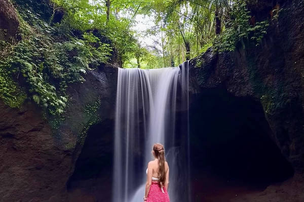 Suwat Waterfall, Ubud🌿 | Trip.com Bali