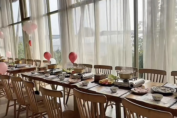 Chengdu Little Haystack Field Farm: An intimate contact with nature ...