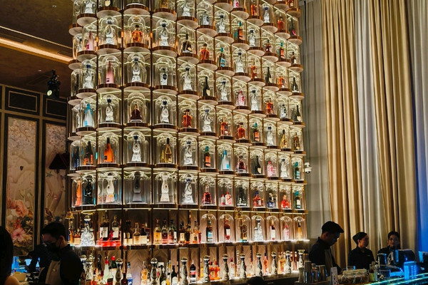 A Trendy Bar & Restaurant in Kuala Lumpur, Annabell KL | Trip.com Kuala ...