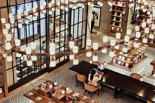 Old Shanghai retro style, niche bookstore in Shenzhen | Trip.com Shenzhen