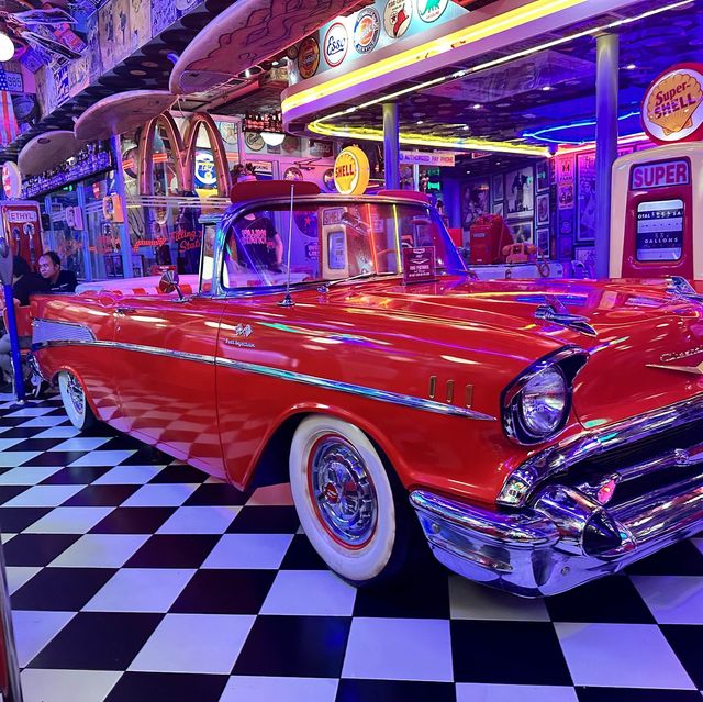 Filing Station bar and Cafe , Makati | Trip.com มาคาติ