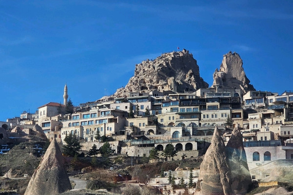 卡帕多奇亞最高點〔烏奇沙城堡〕的壯麗｜Trip.com Tekelli Mahallesi