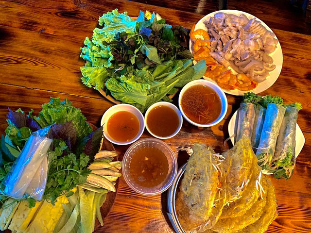 Ray Quán - Station Bar & restaurant | Trip.com Hanoi