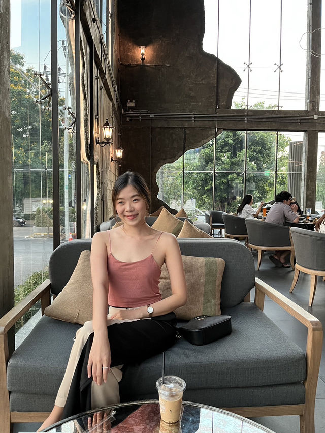 Davin Cafe | Trip.com กรุงเทพฯ