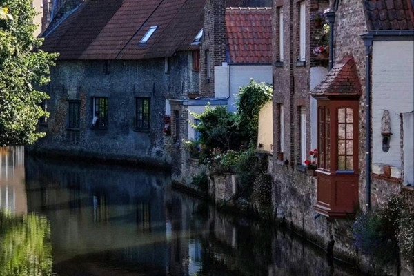 Bruges & Ghent in a Day: A Scenic Day Trip from Brussels by Train ...