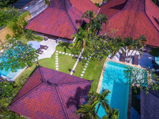 Bali Seminyak hides a fairy private villa! The Dana Villas Hotel is ...