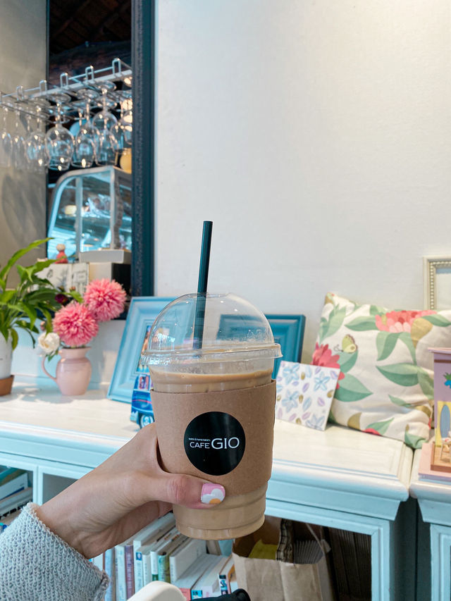 Homey Café in Seoul | Trip.com Seoul