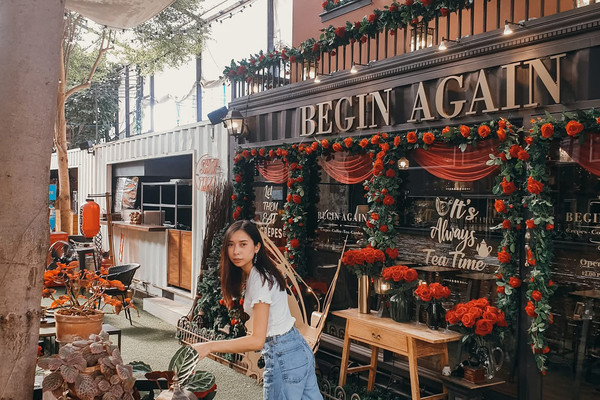 Begin Again Cafe ☕️ | Trip.com กรุงเทพฯ