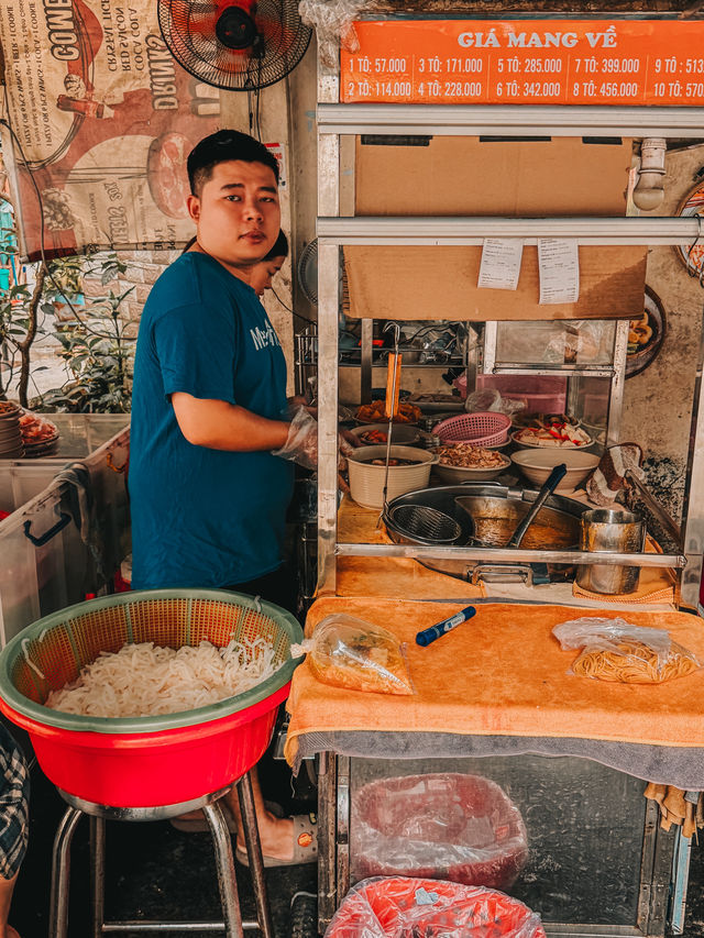 A Hidden Gem Worth Every Slurp: My Bowl of Banh Canh Cua Ba Ba in ...