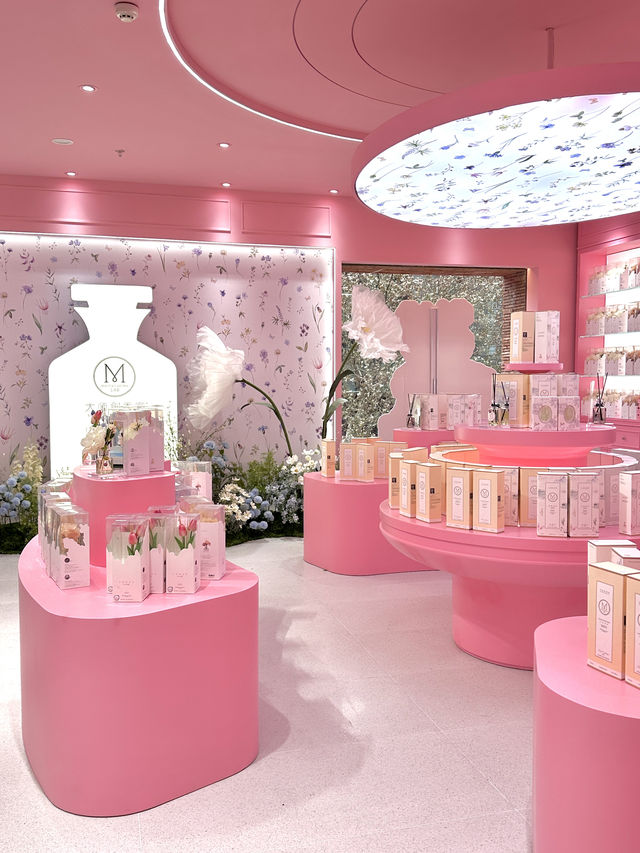 Shanghai Photo | Huaihai Middle Road MINISO new store opening, the male ...