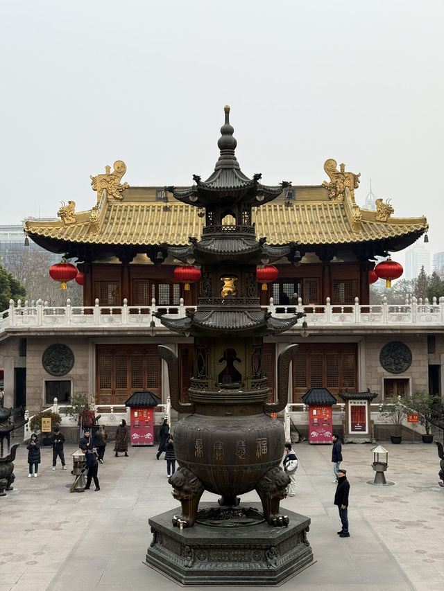 Local Shanghai Vibes: one-day route 🌧️ | Trip.com Shanghai