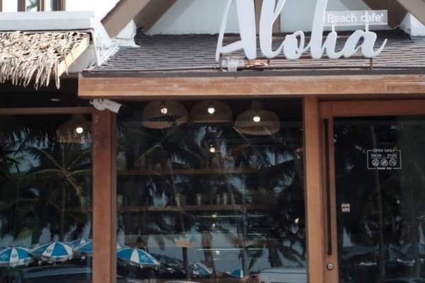 Aloha Beach Cafe - Bangsaen | Trip.com ชลบุรี