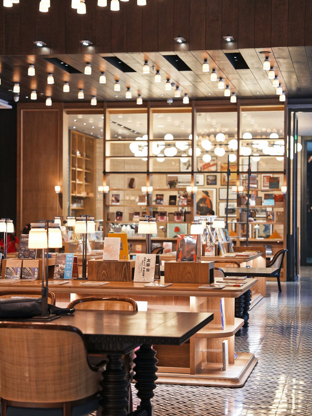 Old Shanghai retro style, niche bookstore in Shenzhen | Trip.com Shenzhen
