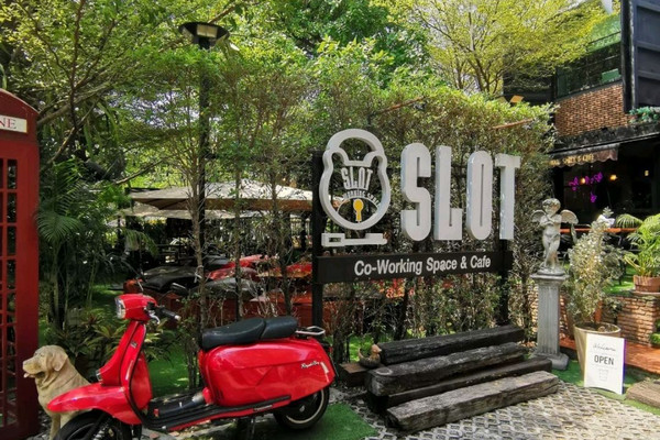 Slot cafe จังหวัดนนทบุรี | Trip.com นนทบุรี