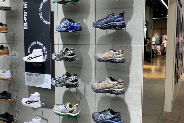 👟 รีวิว ASICS Shop Tokyo Harajuku | Trip.com โตเกียว