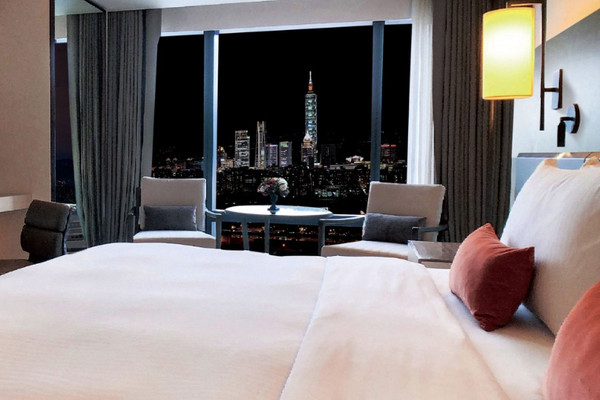 Elegance and Comfort in the Heart of Taipei: Taipei Marriott Hotel ...