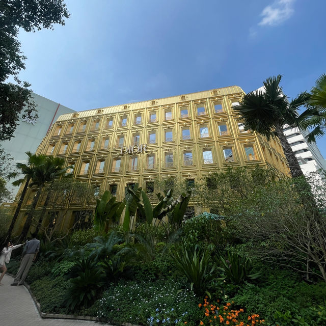 Dior Gold House Bangkok | Trip.com Bangkok