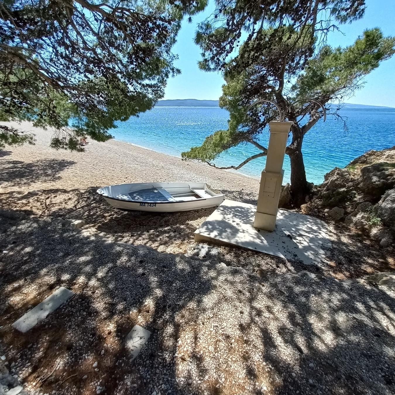 Brela Travel Guide 2024 - Things to Do, What To Eat & Tips | Trip.com