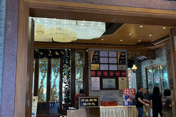 Breakfast in Guangzhou must try Morning tea at Panxi Restaurant | Trip ...