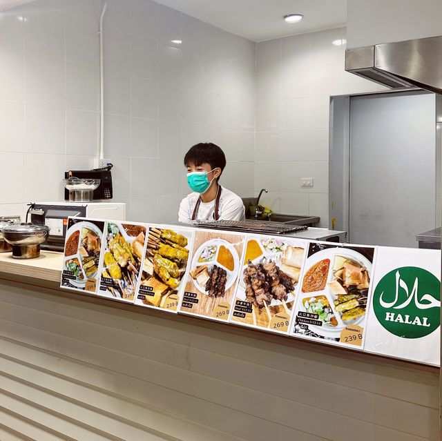 Halal-friendly food court in Asiatique! | Trip.com Bangkok