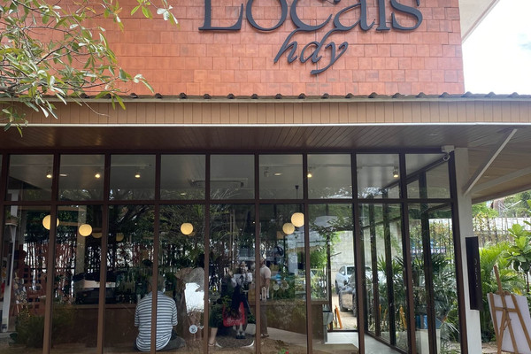 คาเฟ่อิฐแดง 𝐋𝐨𝐜𝐚𝐥𝐬.𝐡𝐝𝐲 | Trip.com หาดใหญ่