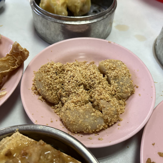 Traditional dim sum at Ming Kok | Trip.com Ipoh