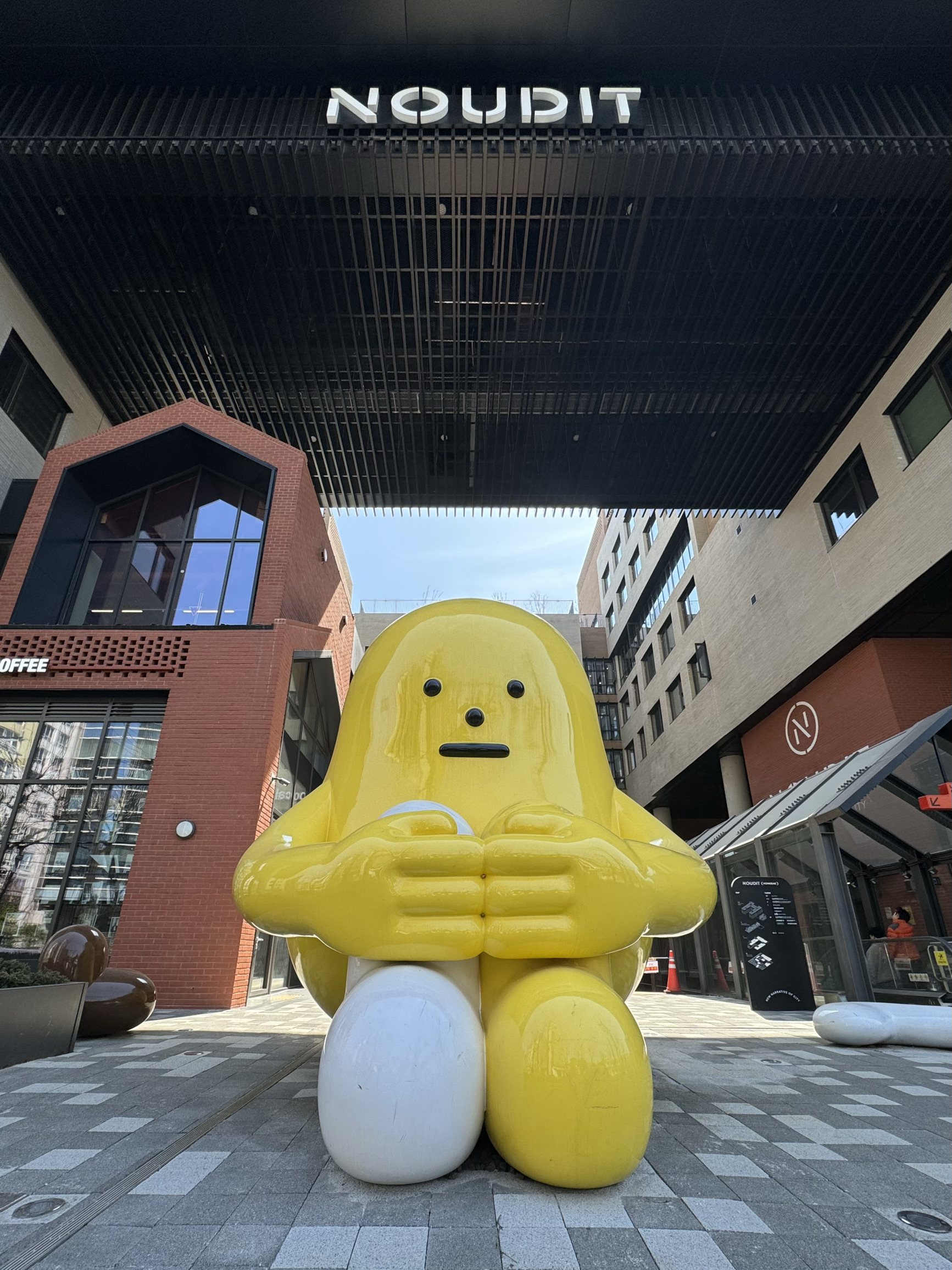 Hongdae Travel Guide 2024 - Things to Do, What To Eat & Tips | Trip.com