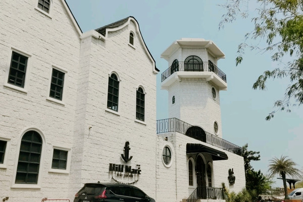 Red Temp Cafe เขาสามมุก | Trip.com ชลบุรี