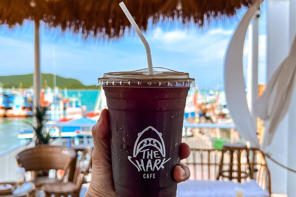 The shark cafe 🦈 | Trip.com ตำบล สัตหีบ