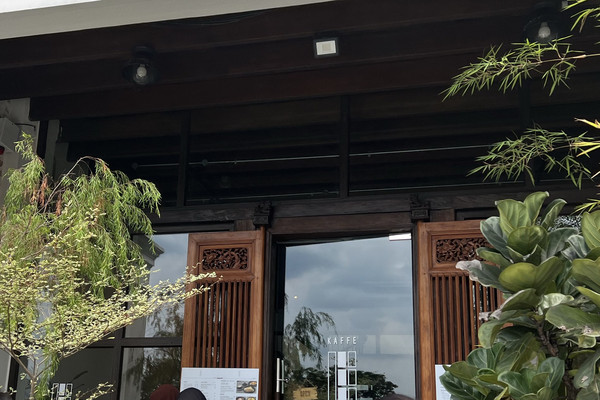 chinatown에 위치한 kaffe16에서 주말 브런치를 즐겨요🫶 | 트립닷컴 쿠알라룸푸르