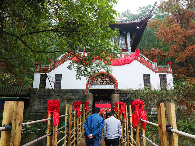 February Destinations | Dujiangyan Anlan Bridge: A Thousand-Year-Old ...