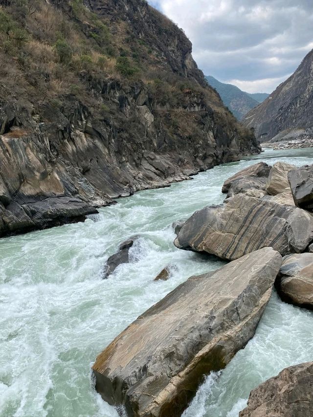 Tiger Leaping Gorge | Trip.com Tiger Leaping Gorge