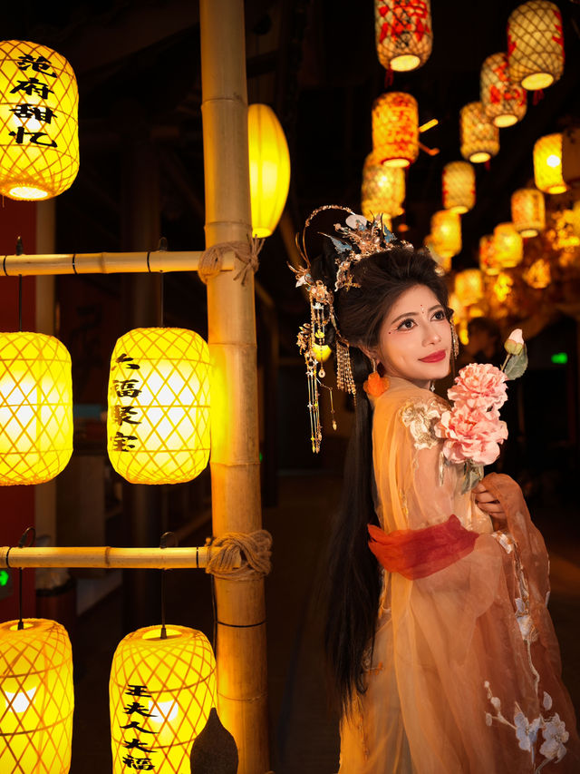 Hanfu experience in Yu Garden, Shanghai | Trip.com Shanghai