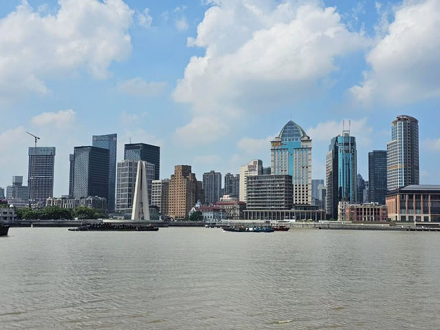 The Bund Waterfront A Scenic and Historic Walk in Shanghai | Trip.com ...