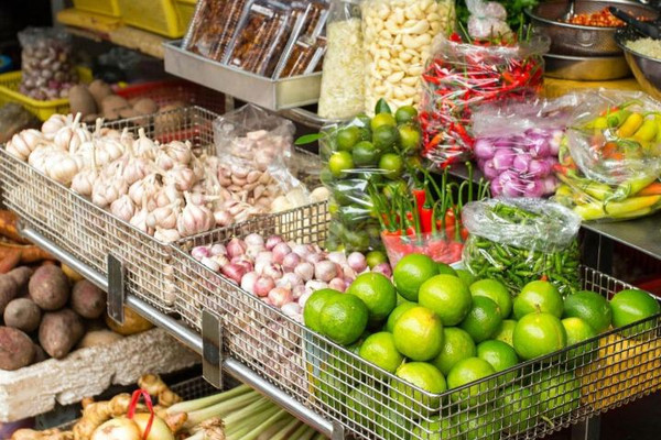 🌴Phu Quoc Night Market: A Tropical Paradise of Street Food & Crafts🎁 ...