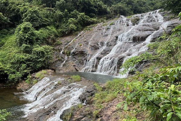 1 Hike, 6 Waterfalls at the Biling Waterfall Trail | Trip.com Shenzhen