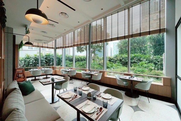 Famous Chatterbox chicken rice | Trip.com Singapore