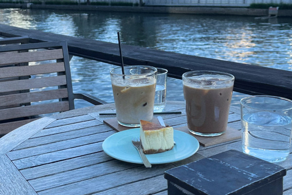 Moto coffee คาเฟ่ริมน้ำชื่อดังในโอซาก้า 🥤 | Trip.com โอซากะ