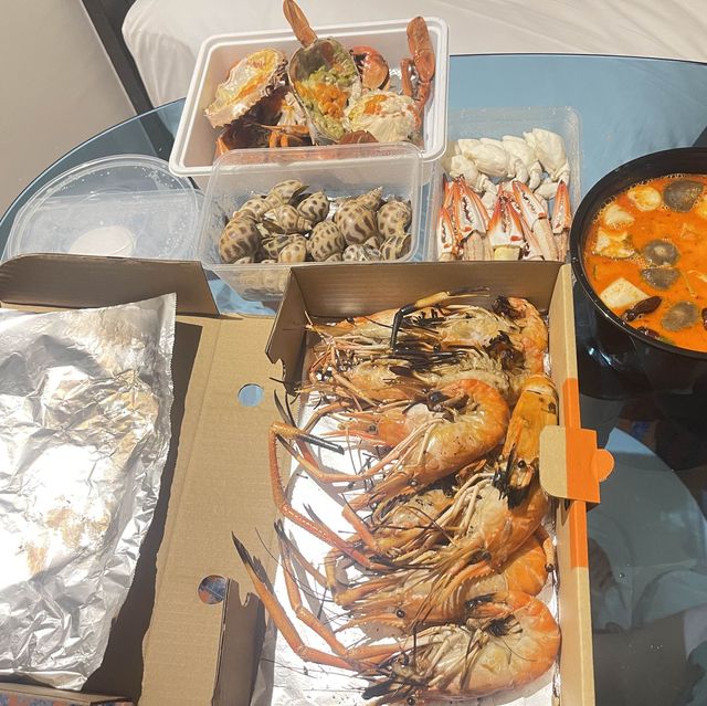【曼谷必吃】@puponfai 曼谷神仙海鮮外賣，CP值極高！｜Trip.com 曼谷