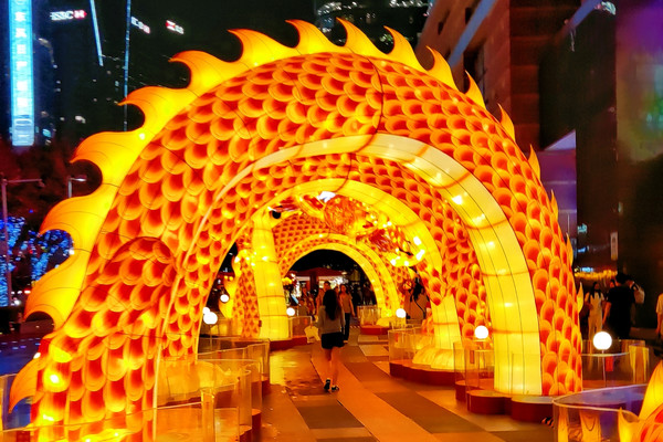 I celebrated the Lantern Festival at the Grand Tang Dynasty Lantern ...