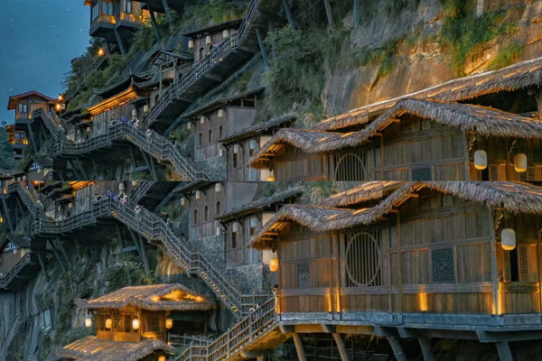 Reviewing the night scenes of the ancient towns in Jiangnan I visited ...